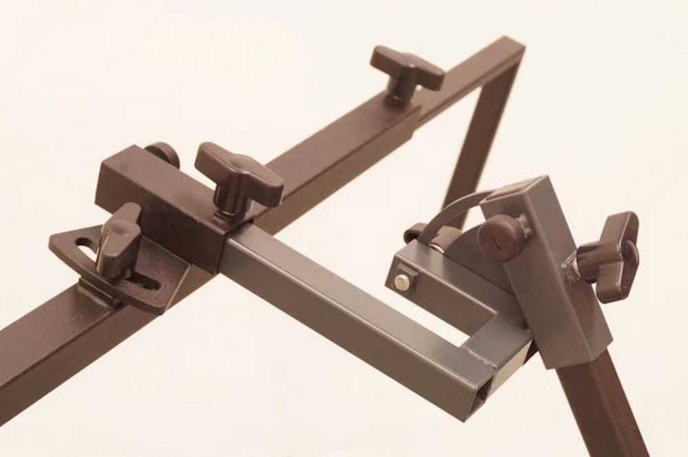 Omanik Factory Frames & Stands – Very Crafty